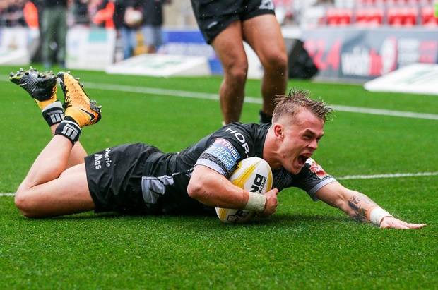 Dragons land Tierney