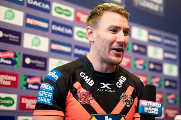 Shenton expects tougher challenge after stunning season